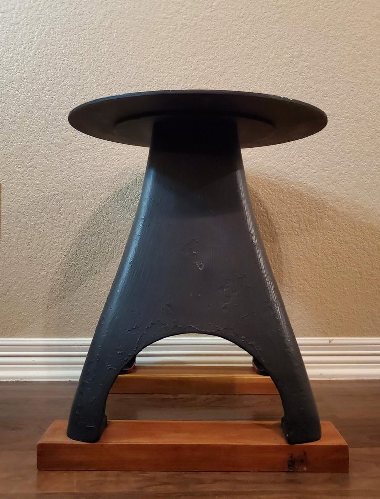 American Folk Art Industrial Iron Anvil Stand For Sale at 1stDibs