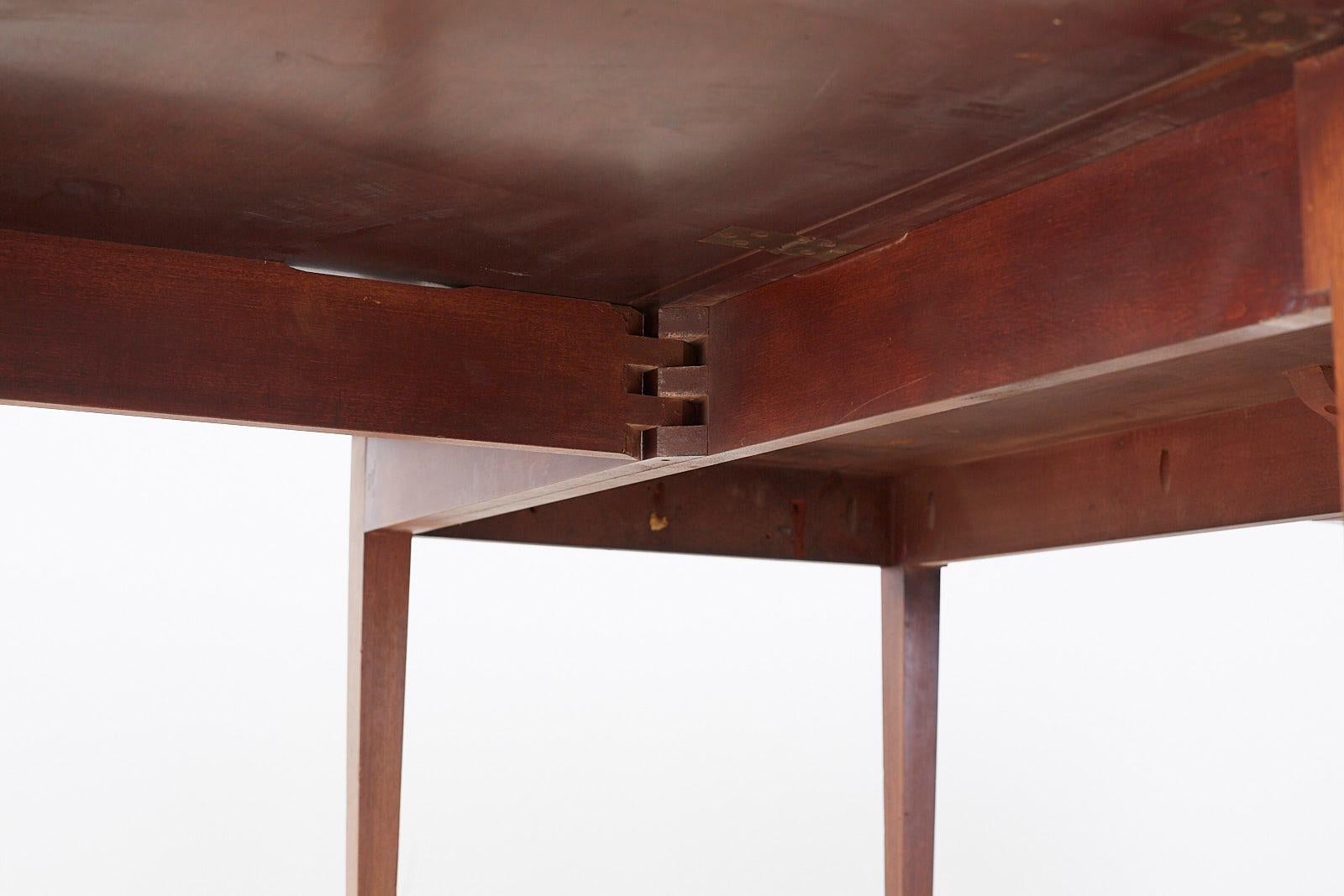 American Hepplewhite Style Mahogany Banquet Dining Table at 1stDibs ...