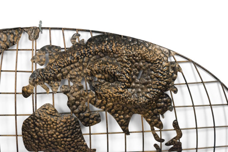 American Mid-Century Gold World Map Plaque For Sale at 1stDibs