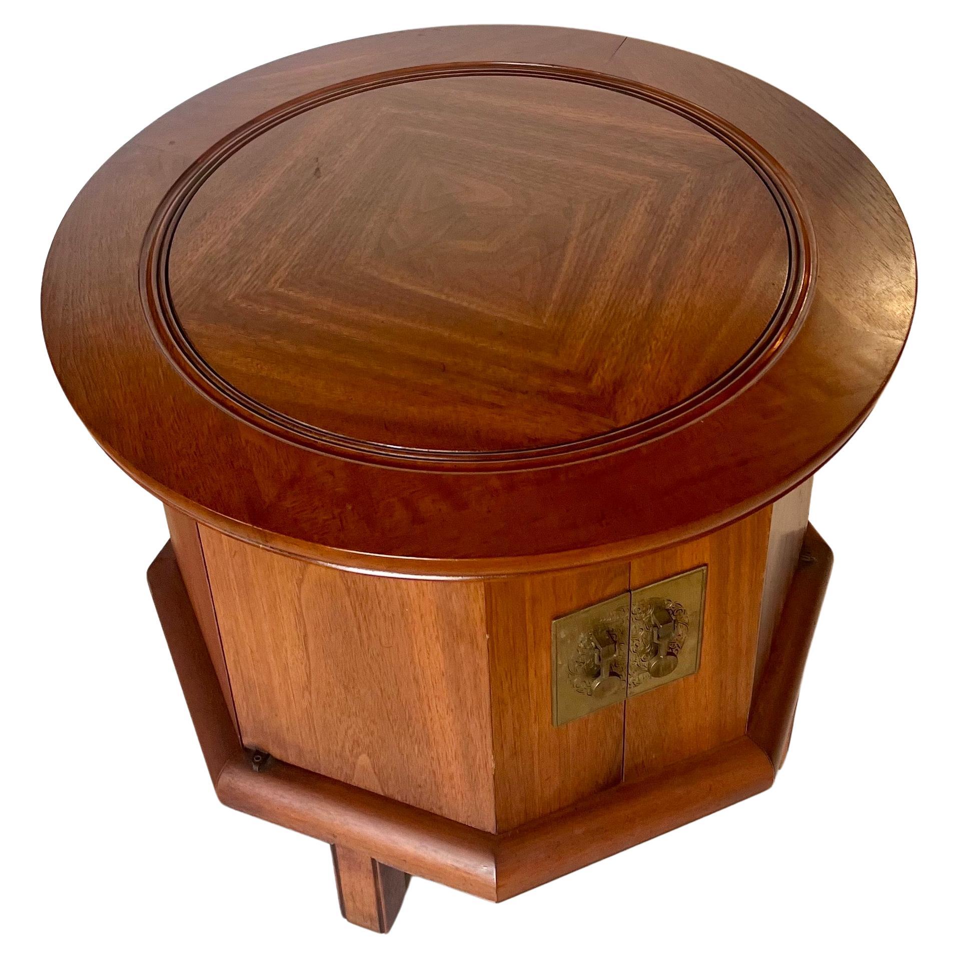 American Mid century Modern Walnut End Cocktail Table For Sale at 1stDibs