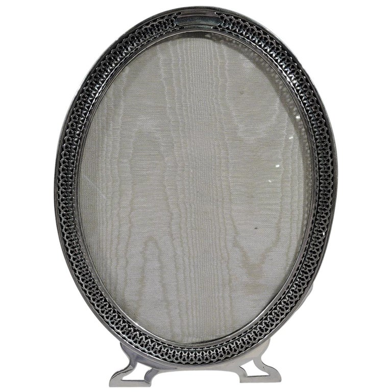 American Modern Sterling Silver Oval Picture Frame For Sale at 1stDibs