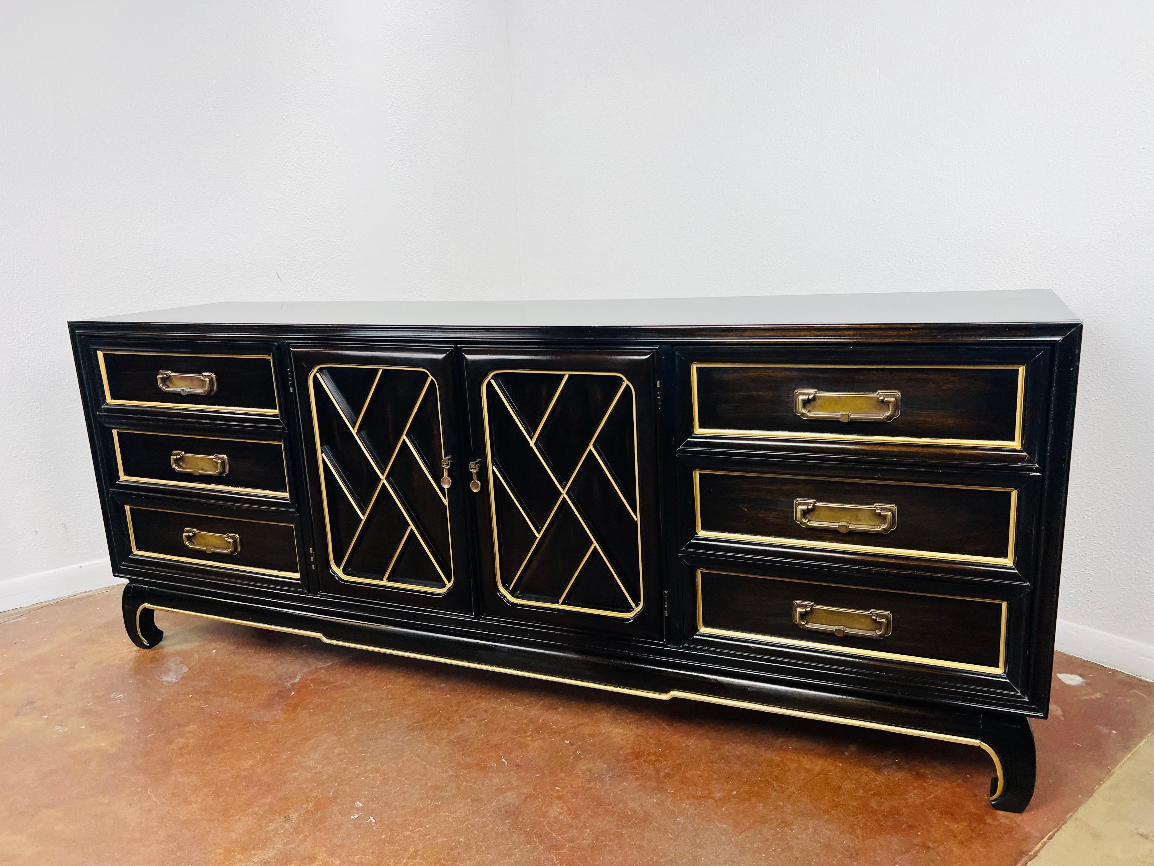 American of Martinsville Chinese Chippendale Dresser For Sale at ...