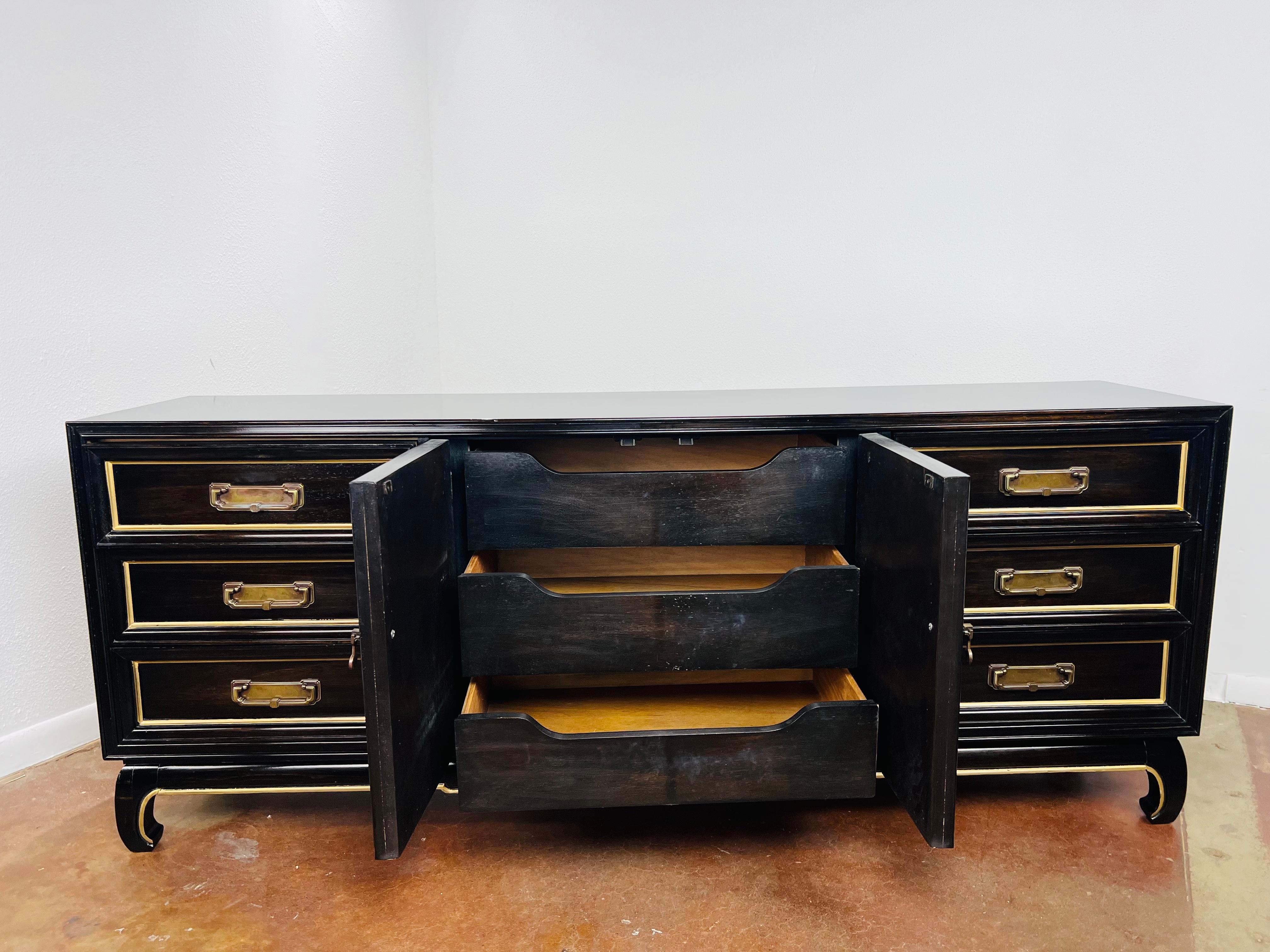 American of Martinsville Chinese Chippendale Dresser For Sale at ...