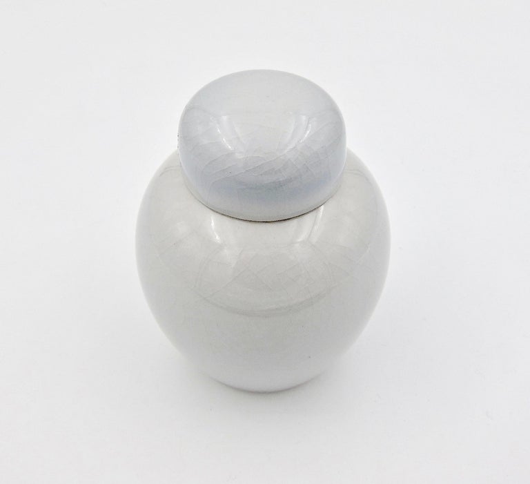 American Porcelain Ginger Jar with Craquelure Glaze by Rodney Rouse at ...