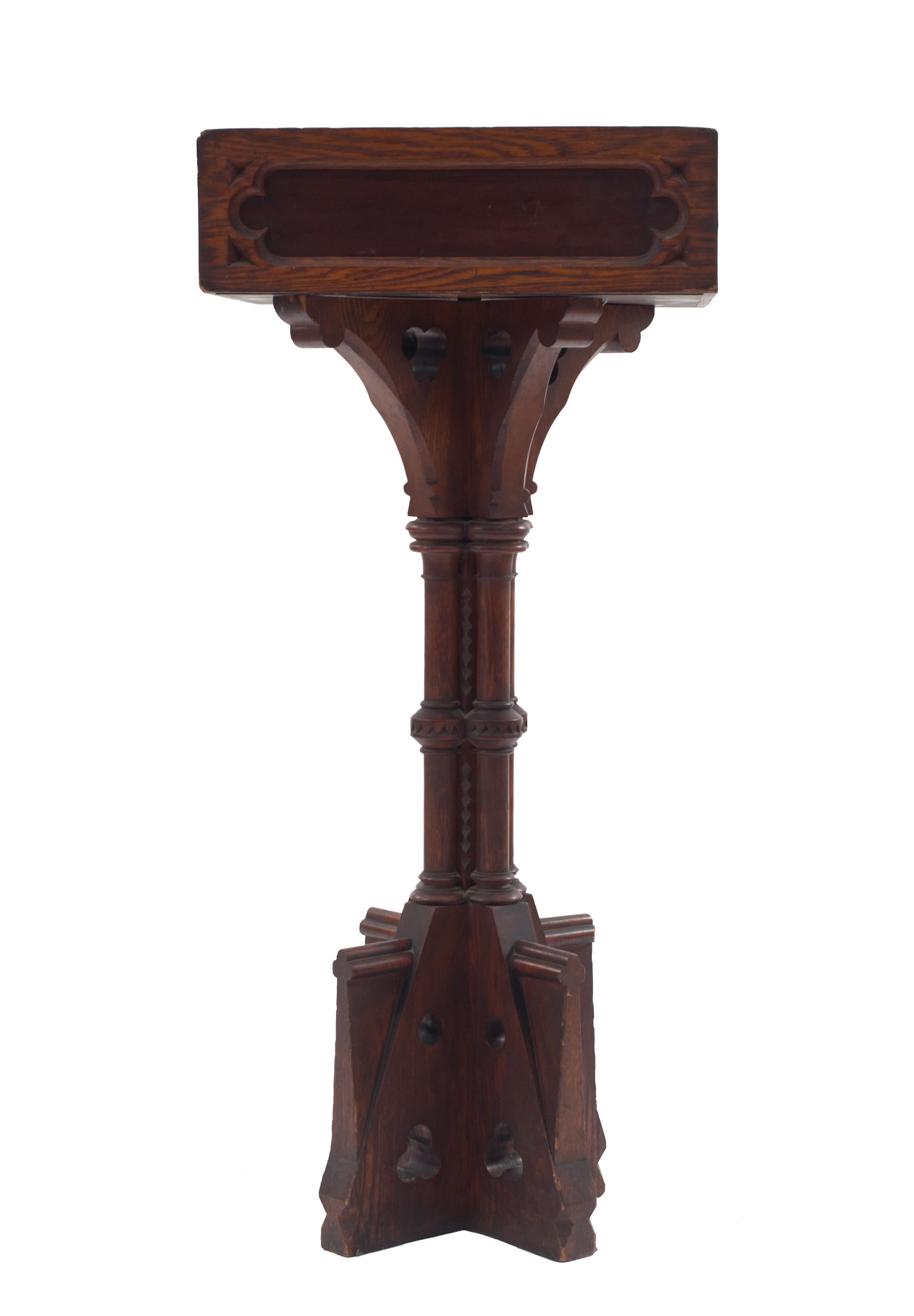 American Victorian Gothic Oak Lectern For Sale at 1stDibs
