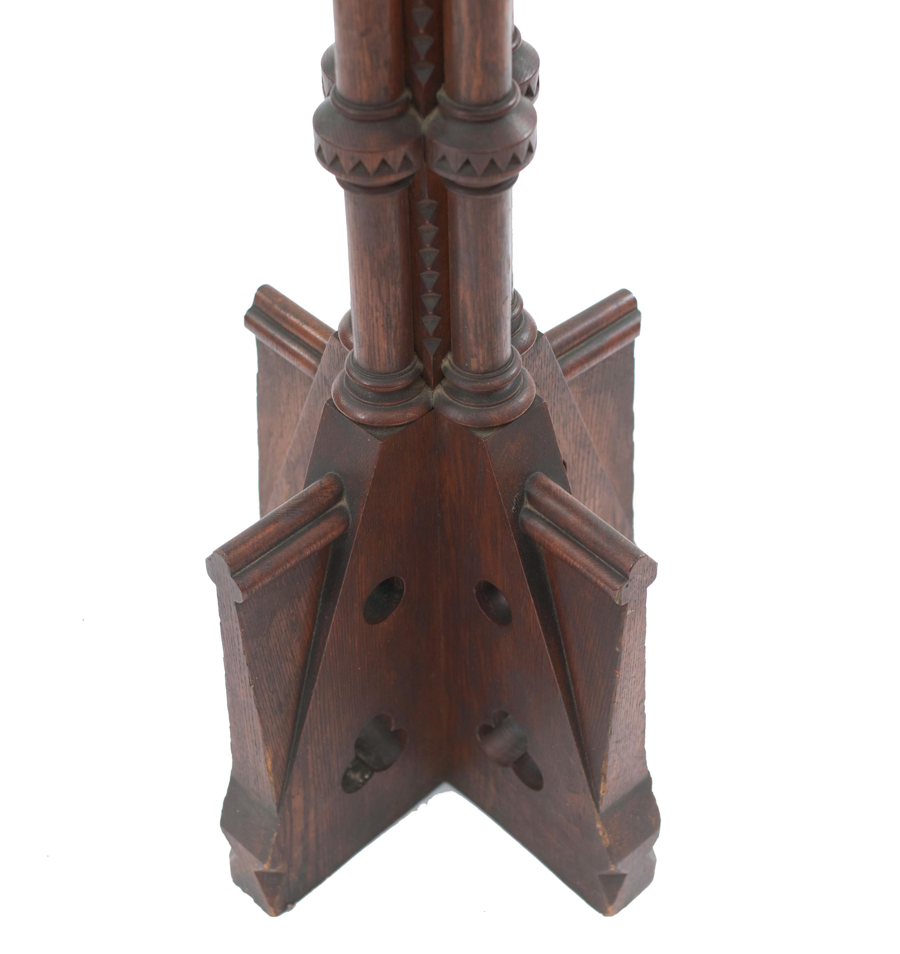 American Victorian Gothic Oak Lectern For Sale at 1stDibs