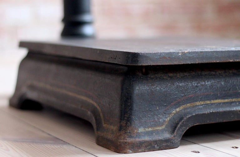 American Victorian Standing Scale, Early 20th Century at 1stDibs