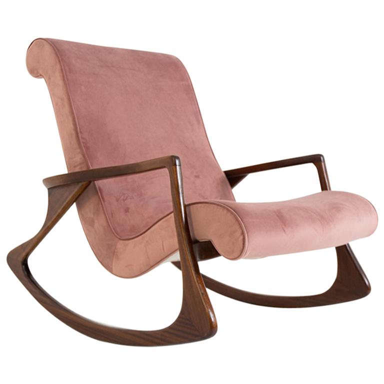 American Vintage Rocking Chair in Pink Velvet, Restored at 1stDibs