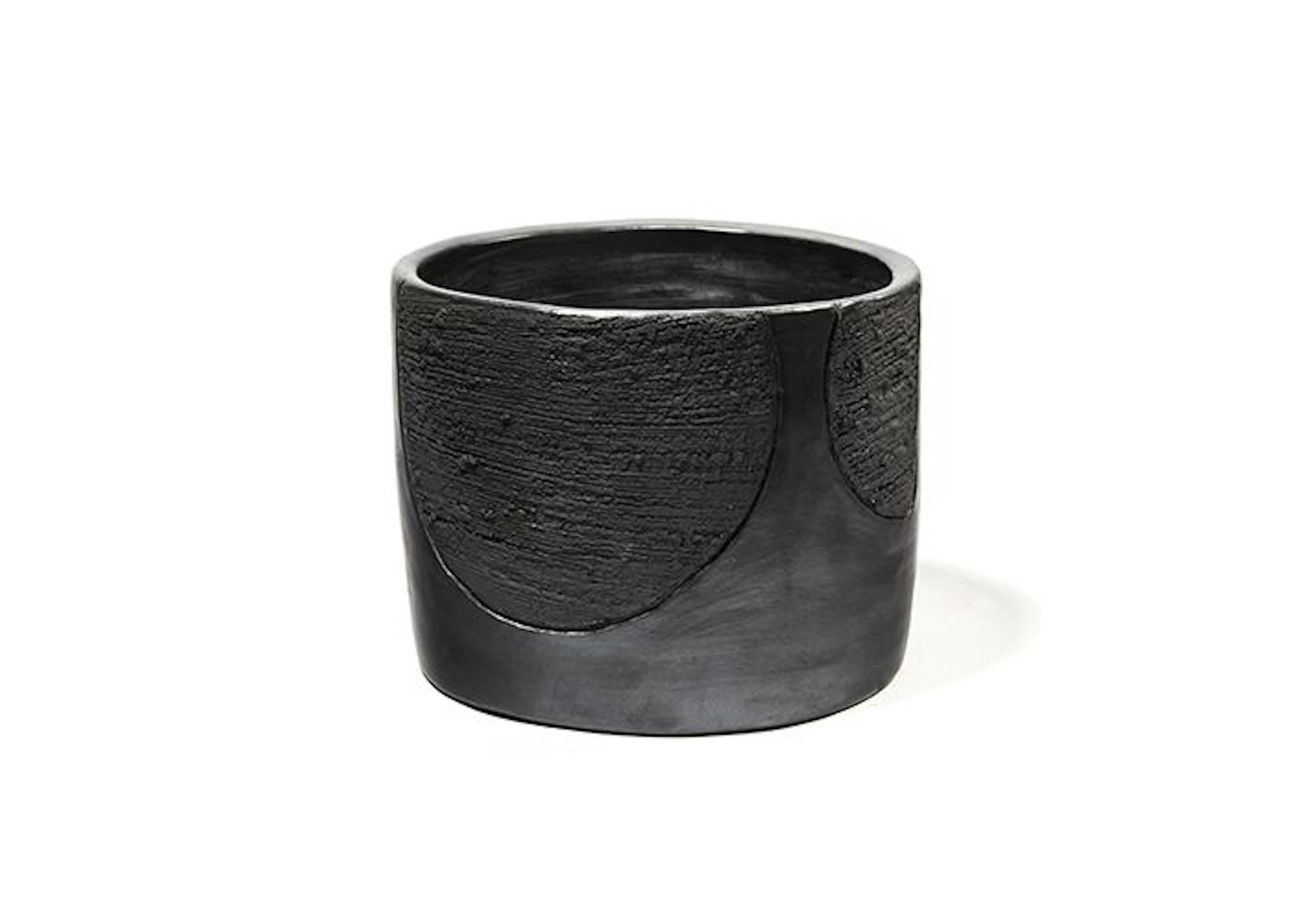 Ames Loza Black Ceramic Pot D by Sebastian Herkner in STOCK For Sale at ...