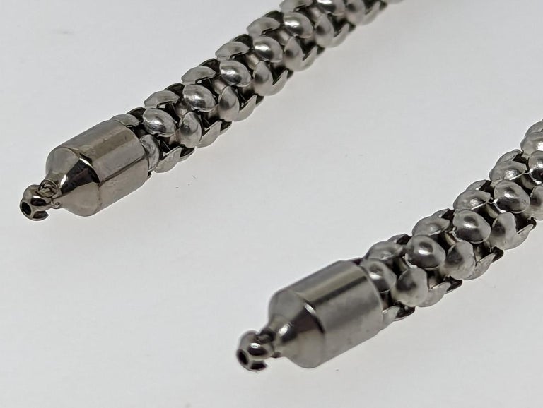 Amethyst (8.9 grams), Raspberry steel necklace For Sale at 1stDibs