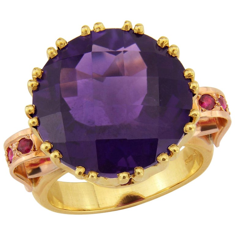Amethyst and Ruby Dress ring 9 Carat Gold at 1stDibs