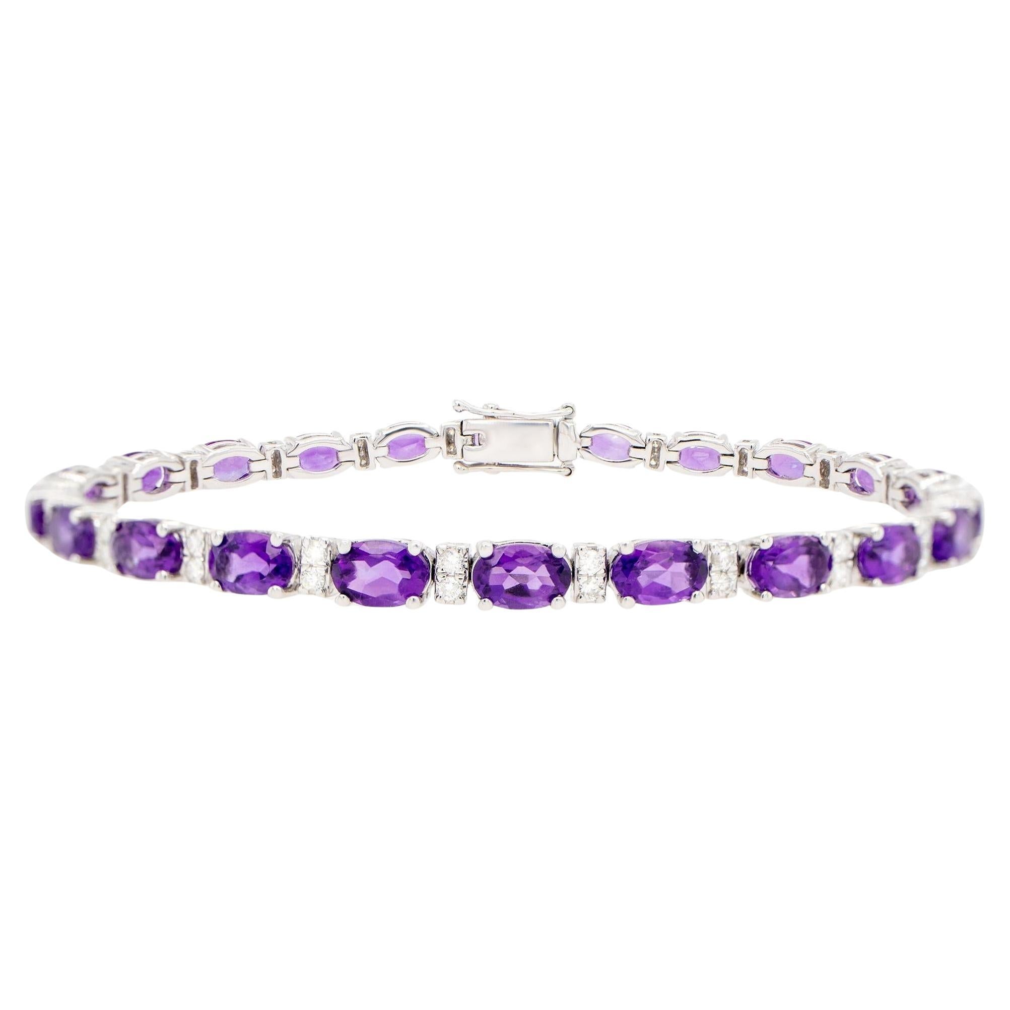Amethyst Bracelet Diamond Links 10.3 Carats 18K Gold For Sale at 1stDibs