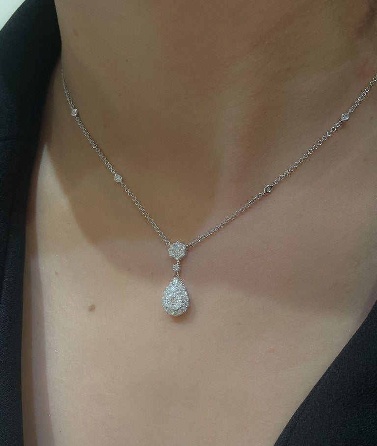 Amwaj 18 Karat White Gold Pendant with Diamonds For Sale at 1stDibs