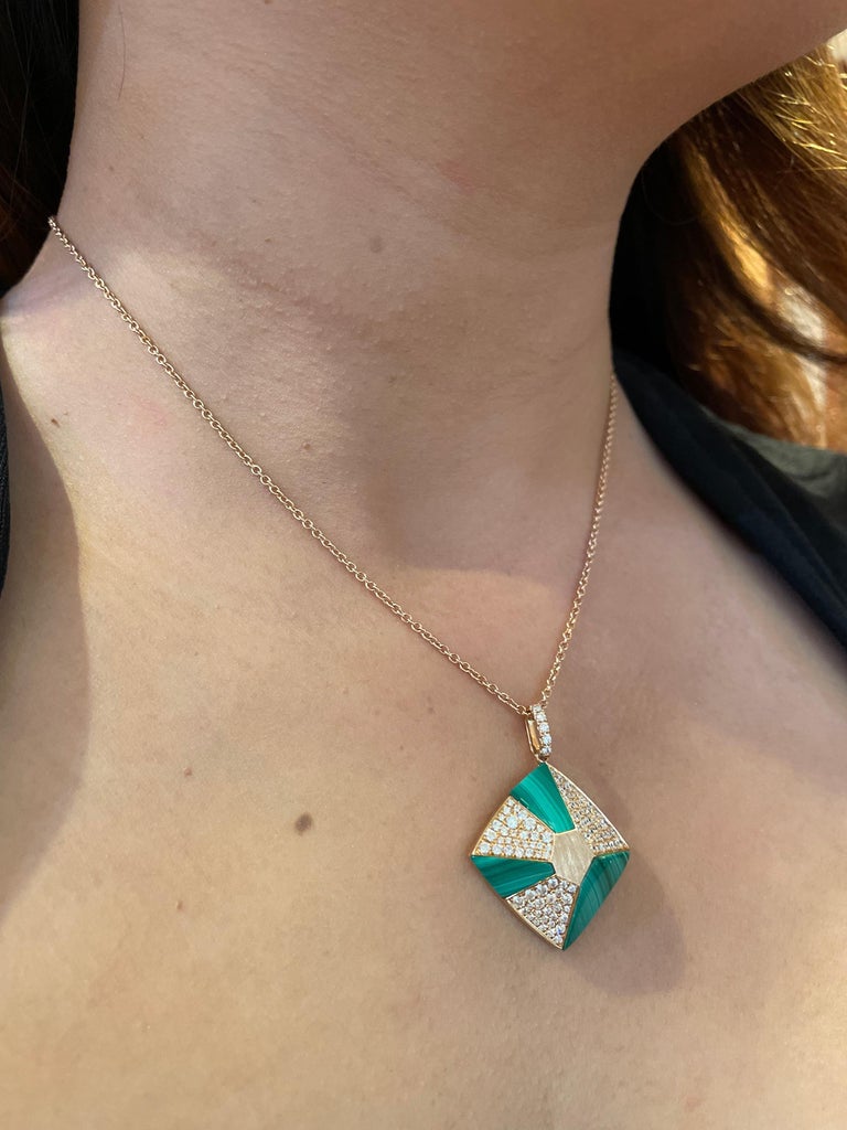 Amwaj Jewellery 18K Rose Gold with Malachite and Brilliant Diamond ...