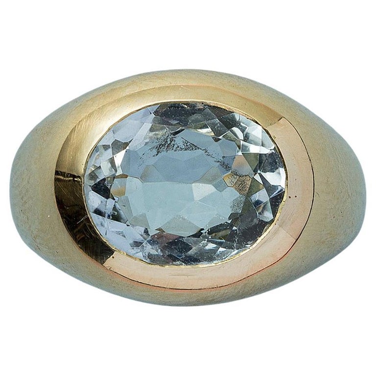 18 Carat Gold and Aquamarine Flush Set Ring For Sale at 1stDibs