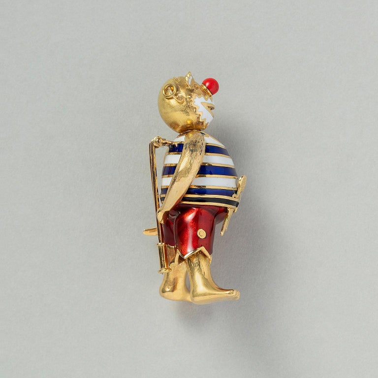 18 Carat Gold French Pirate Brooch with Enamel For Sale at 1stDibs