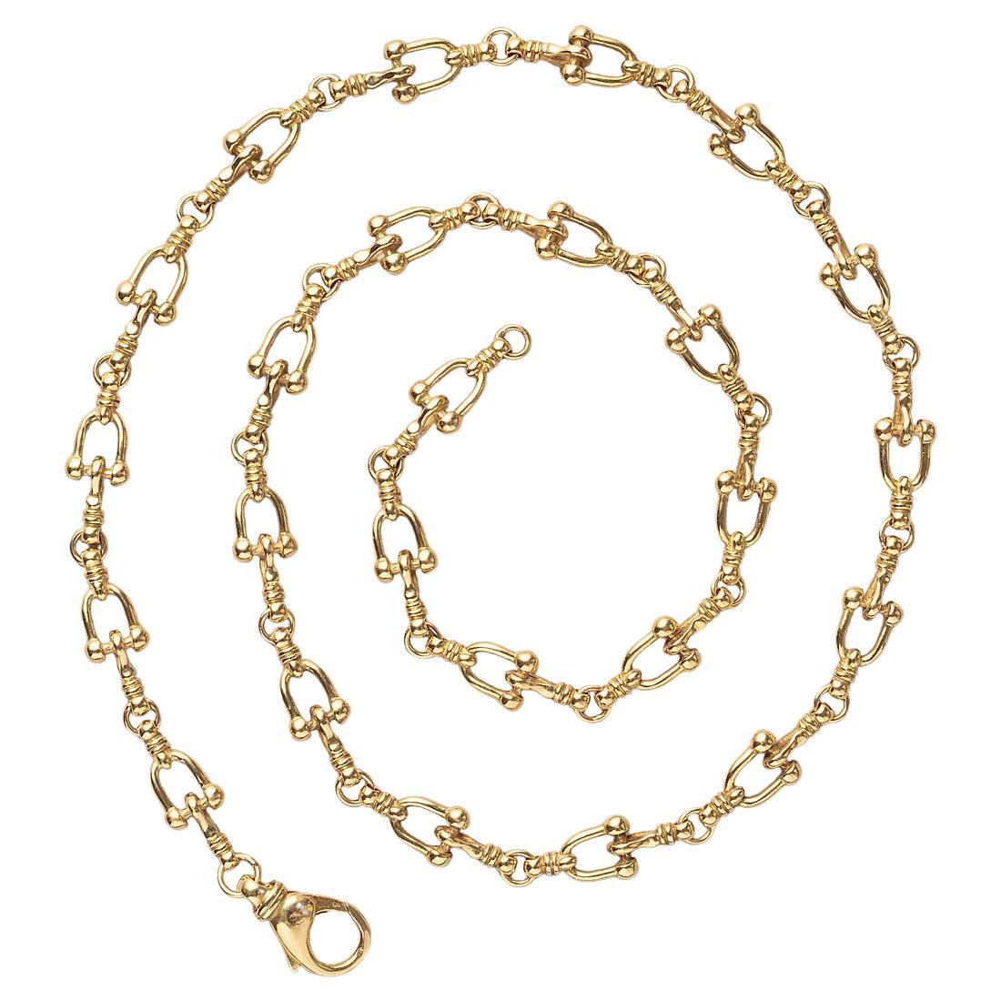 An 18 Carat Gold French Stirrup Chain For Sale at 1stDibs