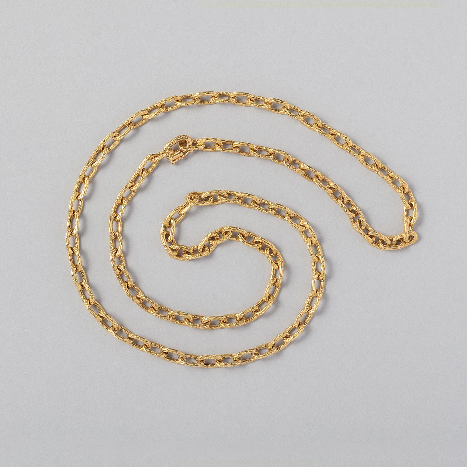 18 Carat Gold Textured Chain For Sale at 1stDibs