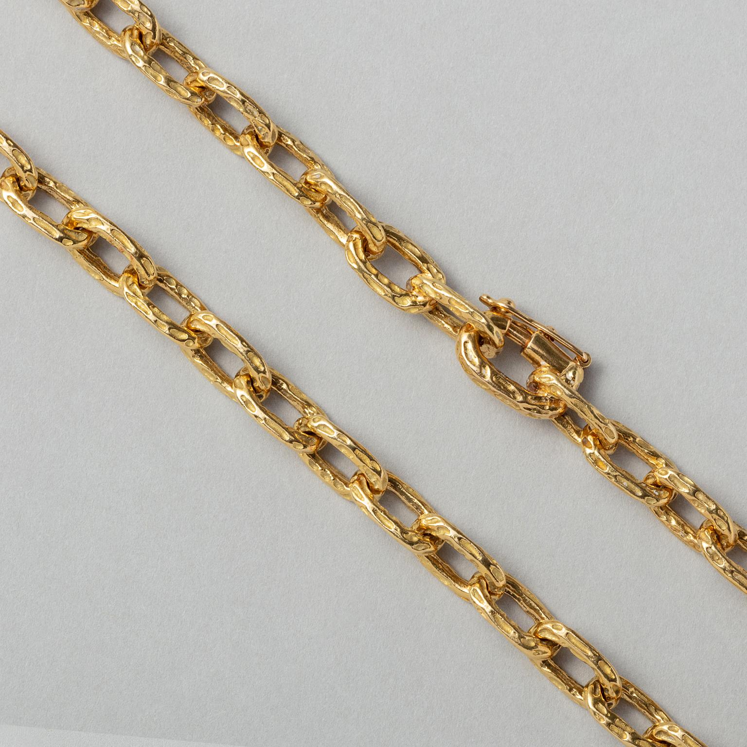 18 Carat Gold Textured Chain For Sale at 1stDibs