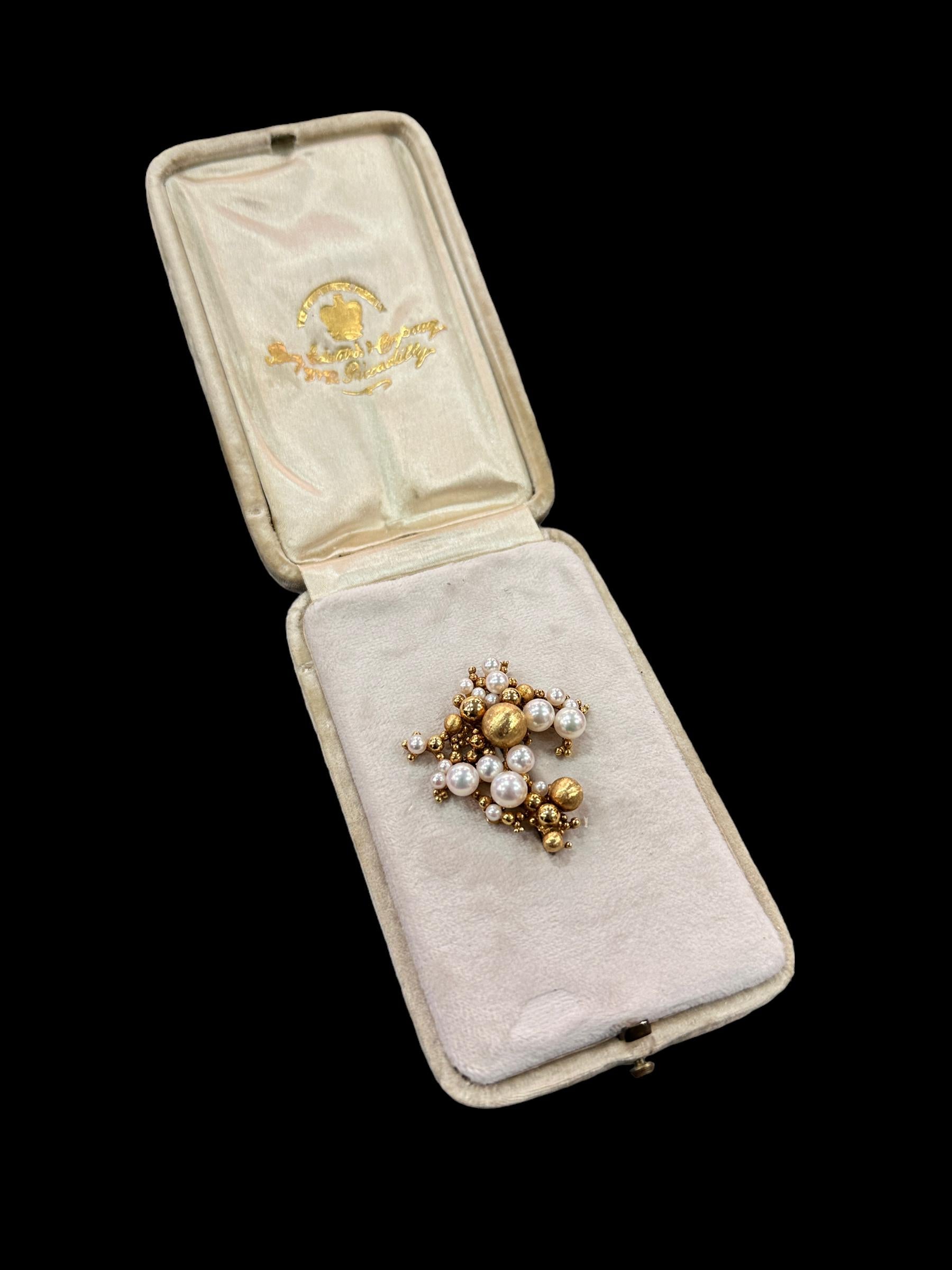 18k Gold and Pearls Brooch For Sale at 1stDibs