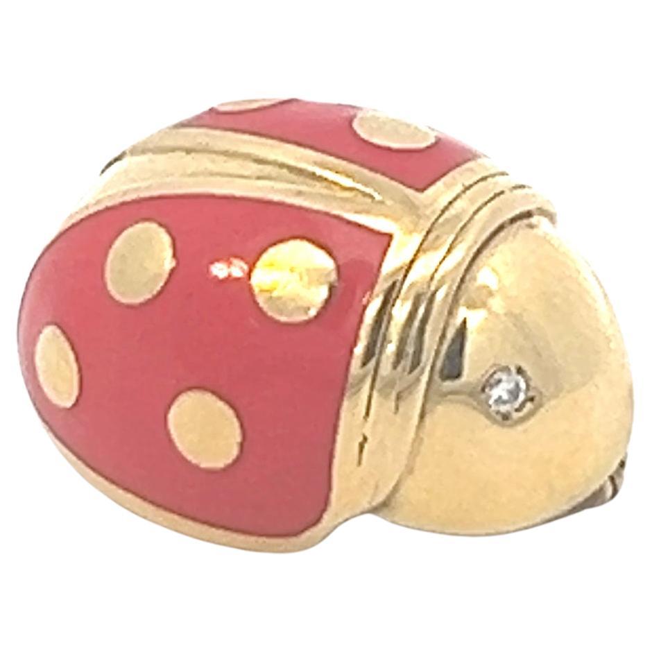 A 1980s Mappin and Webb Akoya pearl necklace with 18 carat gold clasp ...