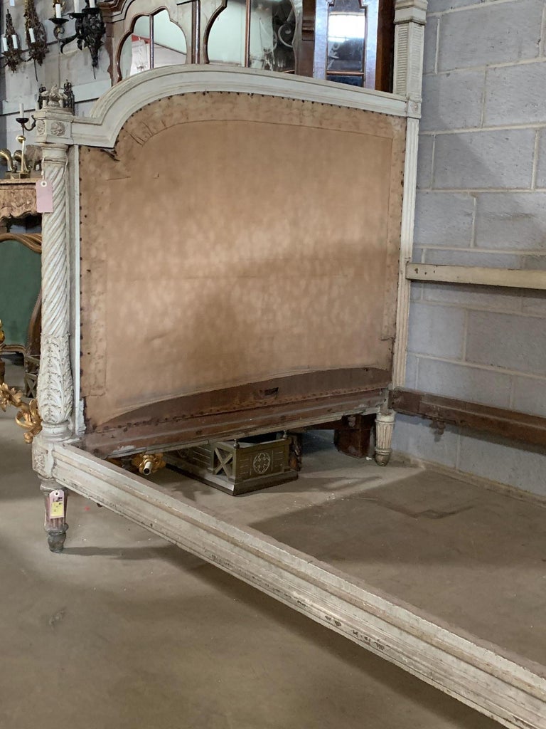 18th Century French Louis XVI Lit a la Polonaise For Sale at 1stDibs