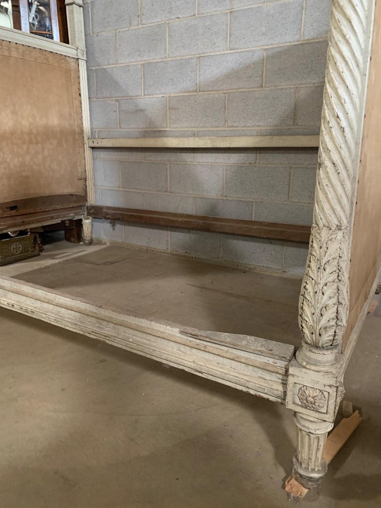 18th Century French Louis XVI Lit a la Polonaise For Sale at 1stDibs