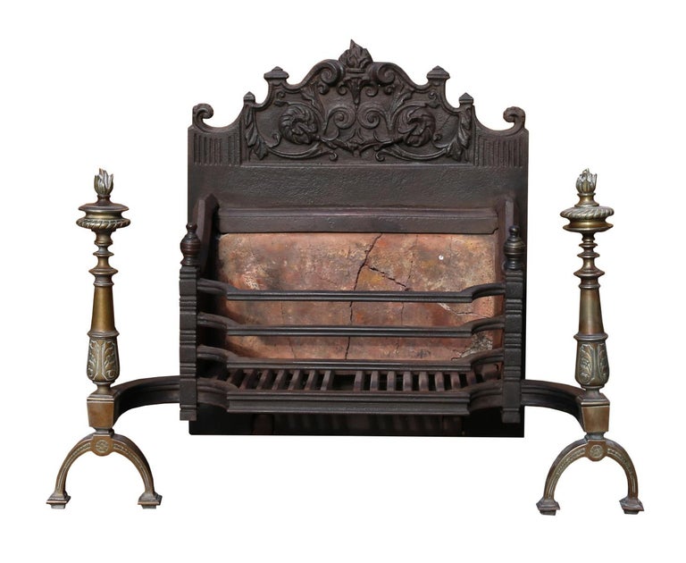 Antique English Victorian Period Fire Grate For Sale at 1stDibs