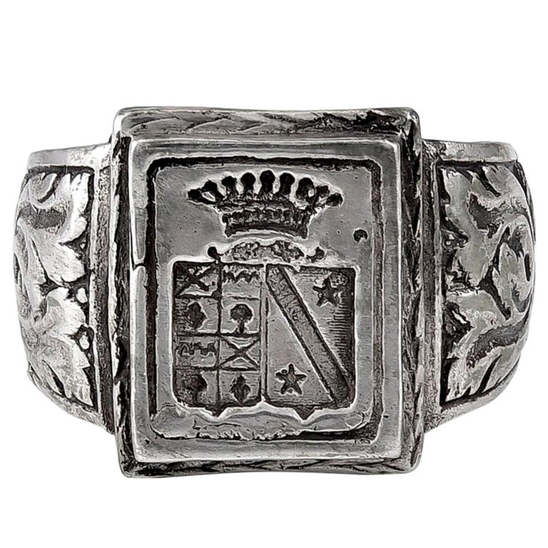 Antique Italian Silver Crested Intaglio Ring For Sale at 1stDibs