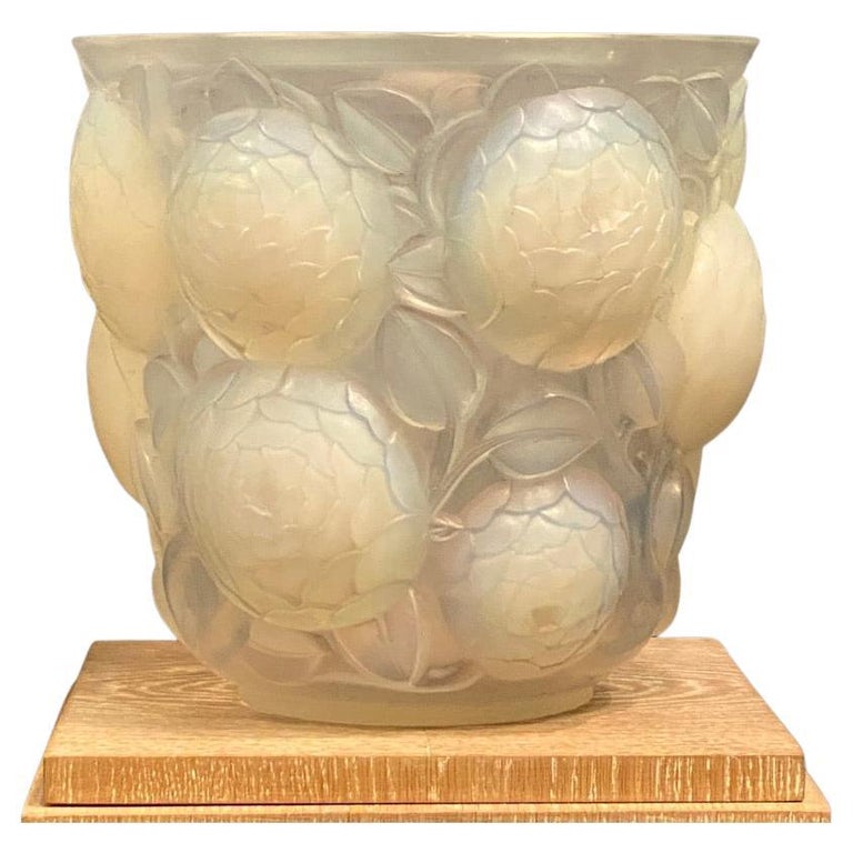 Art Deco Oran Vase by R.Lalique in Opalescent Glass For Sale at 1stDibs