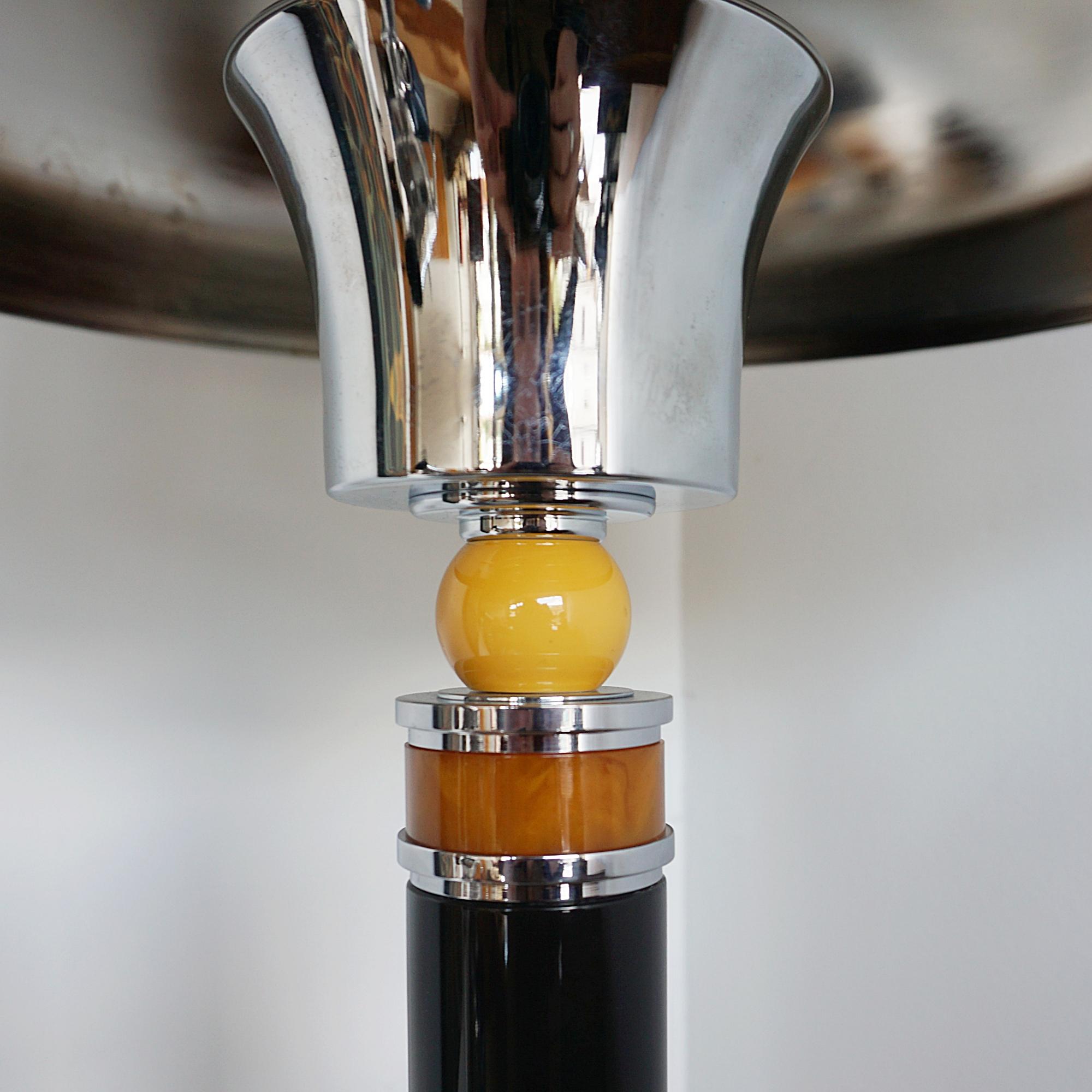 An Art Deco Style Chrome and Bakelite Dome Table Lamp For Sale at 1stDibs