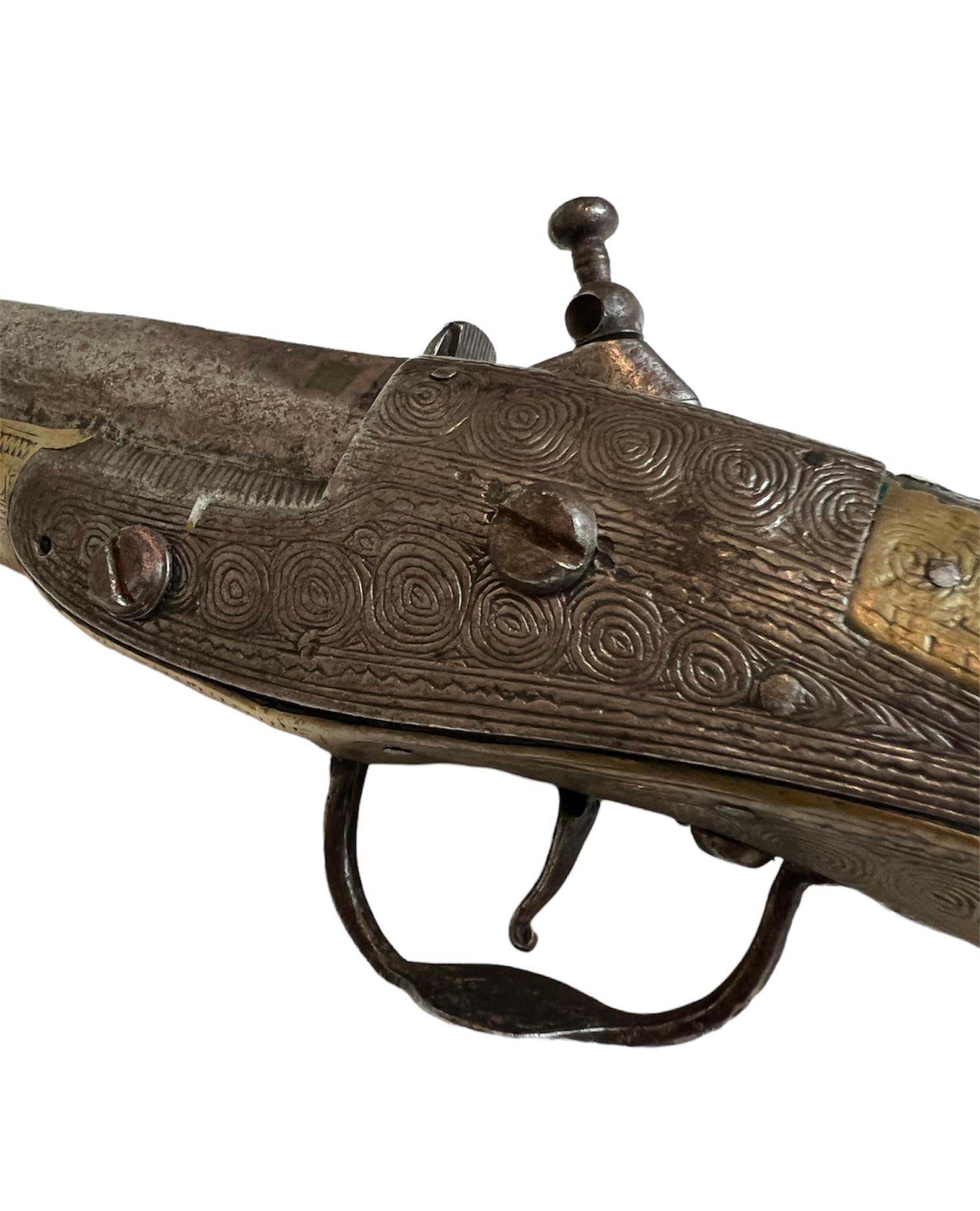 An early 18th century Turkish Flintlock Pistol For Sale at 1stDibs ...