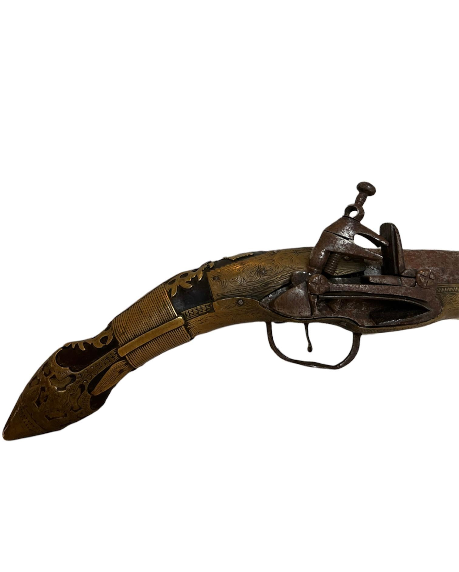 An early 18th century Turkish Flintlock Pistol For Sale at 1stDibs ...