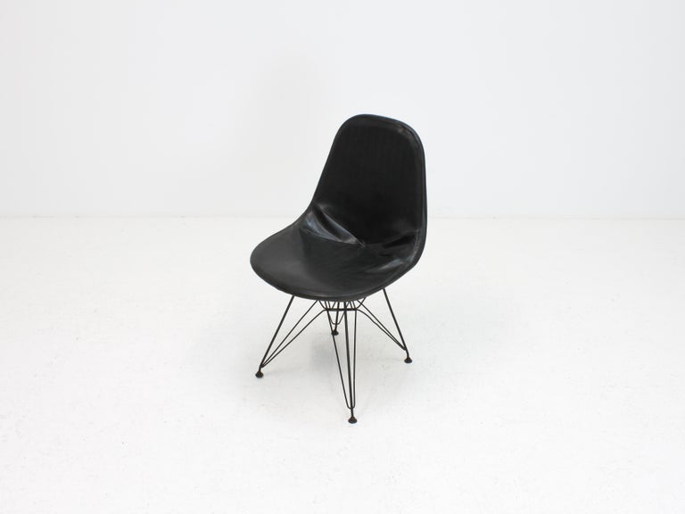 Early Charles and Ray Eames DKR Chair, Eiffel base at 1stDibs