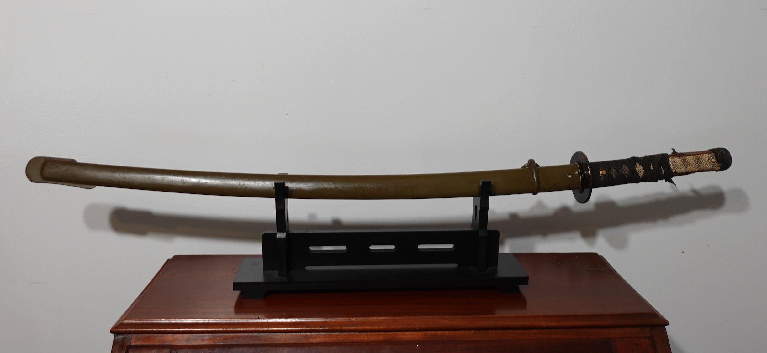 An Edo Period Japanese Kantana Sorwd, Signed 池田鬼神丸国重 For Sale at 1stDibs