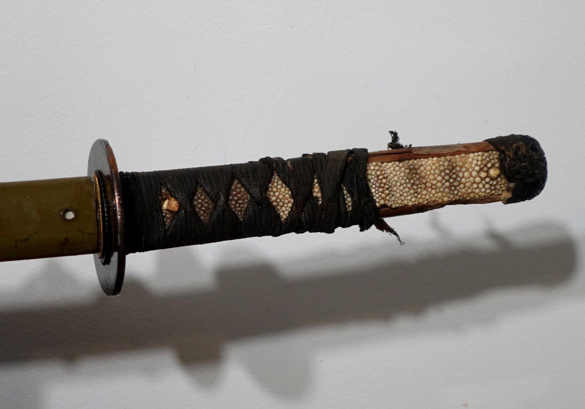 A Japanese Kanata Sword, Signed 池田鬼神丸国重 For Sale at 1stDibs