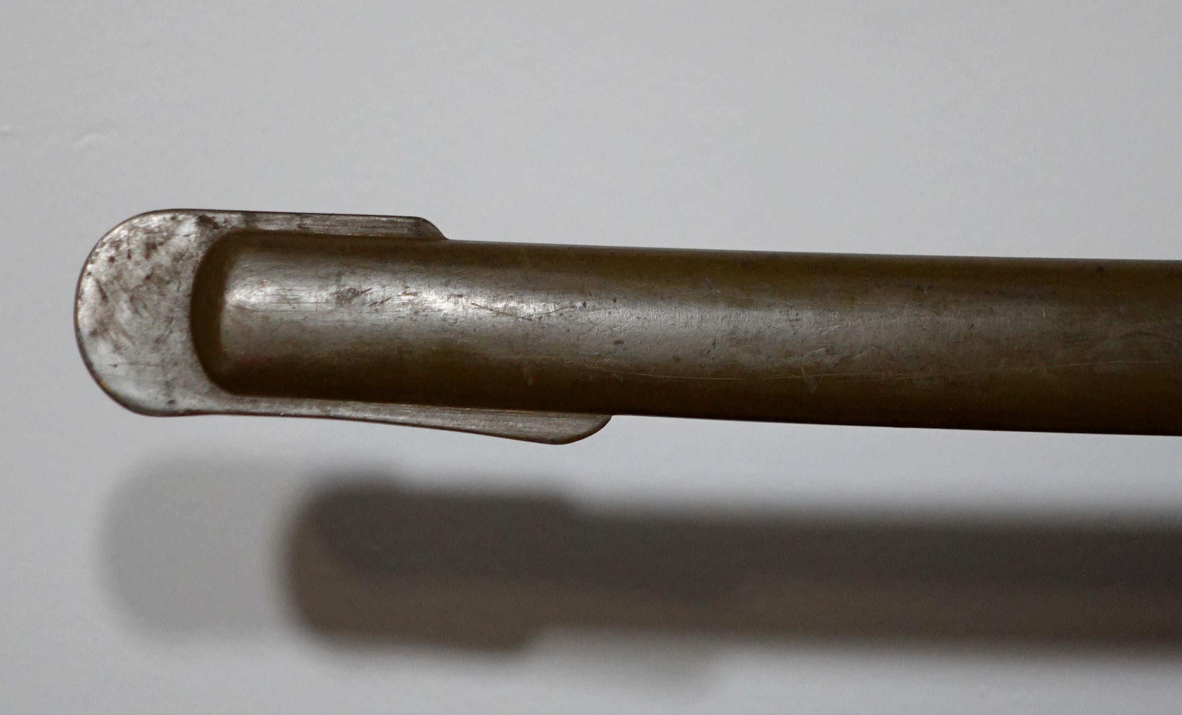 A Japanese Kanata Sword, Signed 池田鬼神丸国重 For Sale at 1stDibs