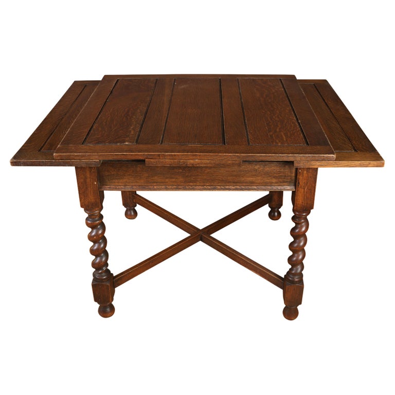 Table de pub en chêne anglais En vente sur 1stDibs