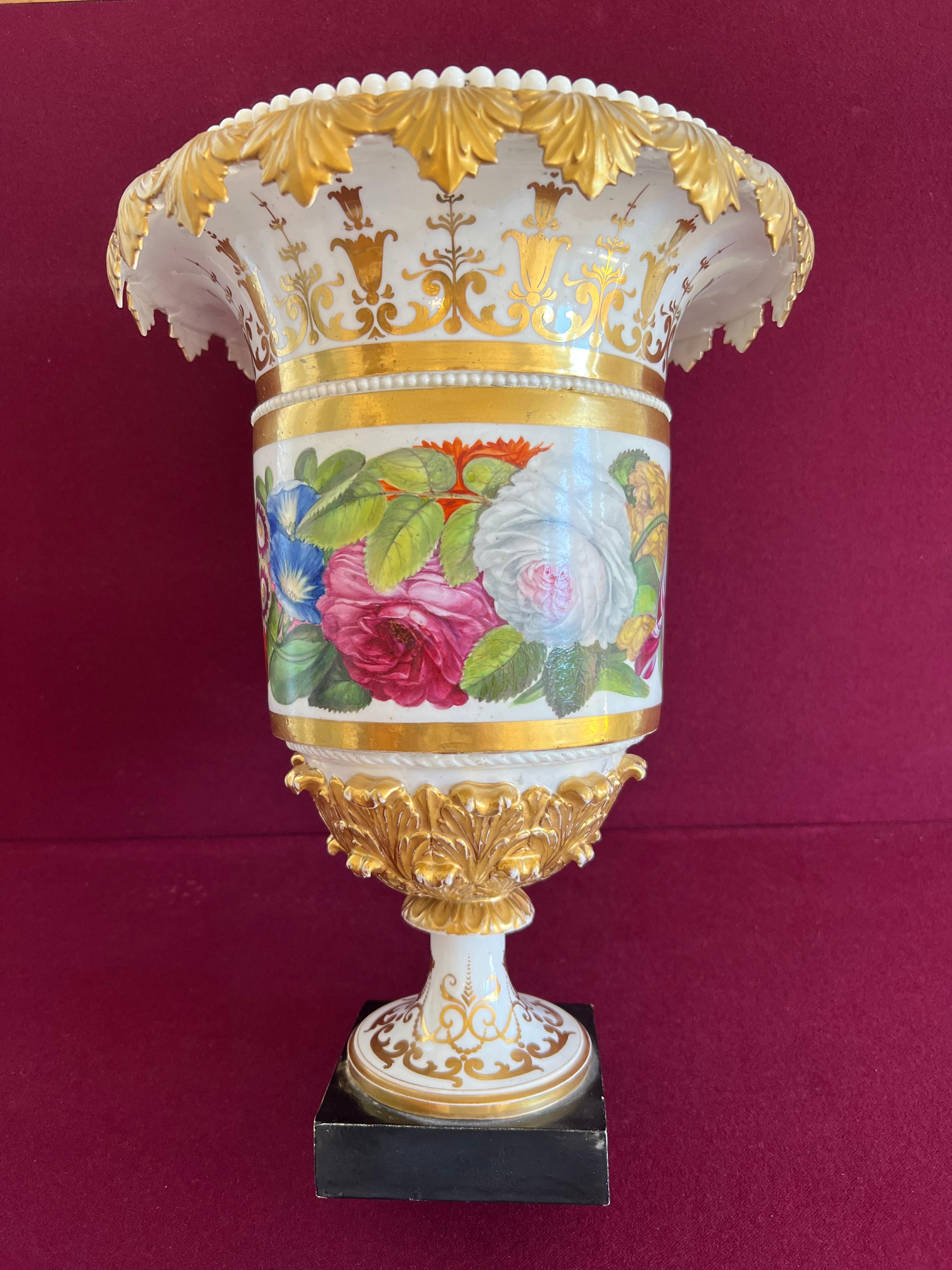 English Porcelain Vase C.1820 Attributed to Grainger's Worcester at 1stDibs