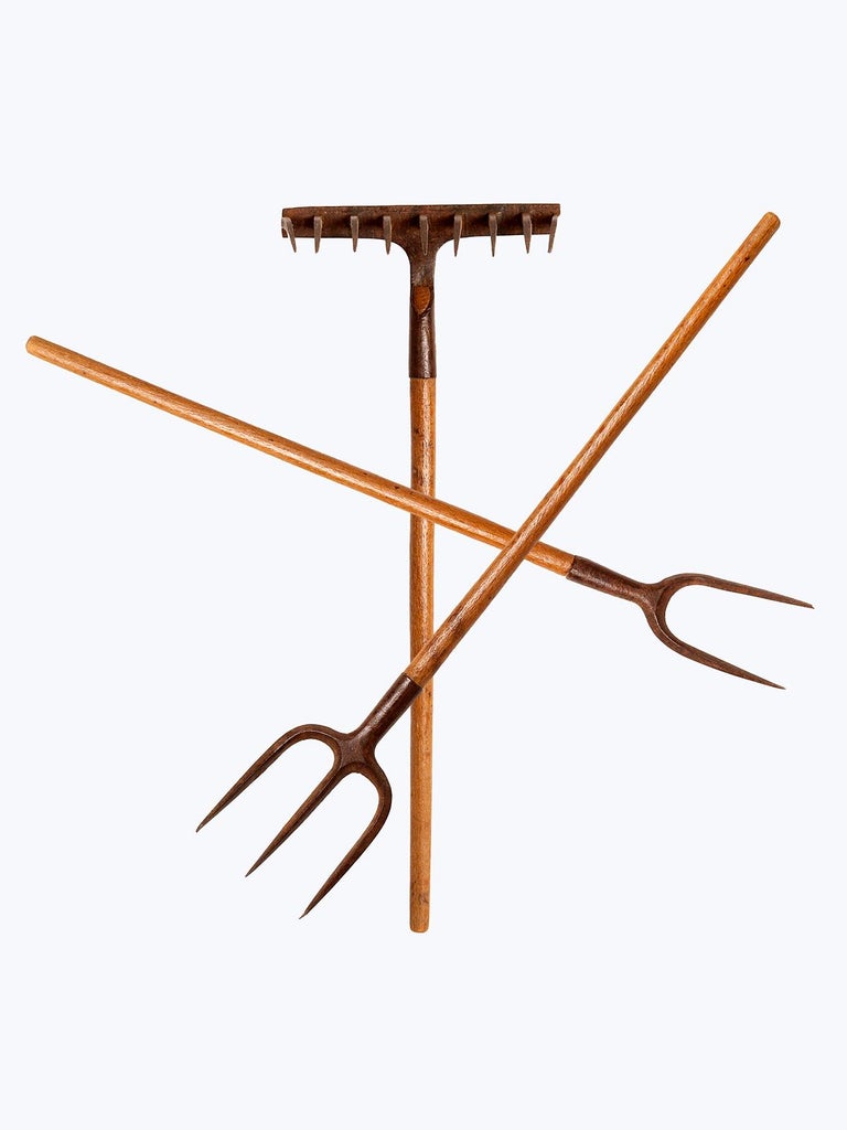 An extraordinary 12 miniature farm tool set. Italy, beginning of XIX ...