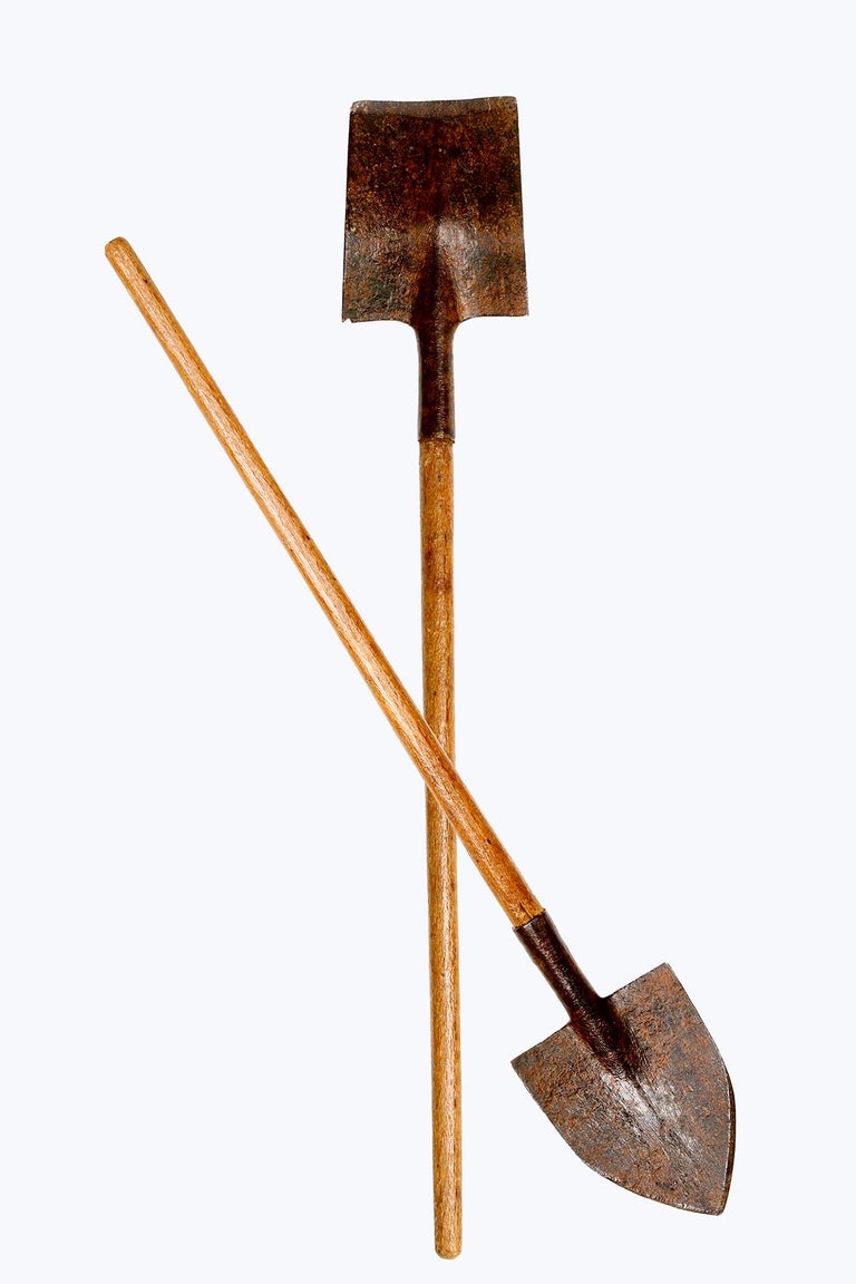 An extraordinary 12 miniature farm tool set. Italy, beginning of XIX ...