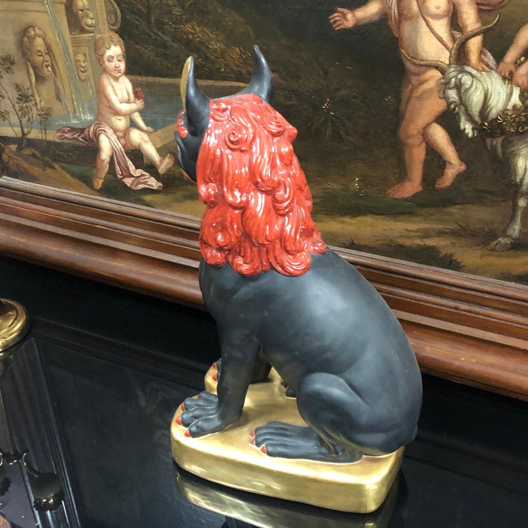 1980s High Quality Hand-Painted Porcelain Pho Dog For Sale at 1stDibs