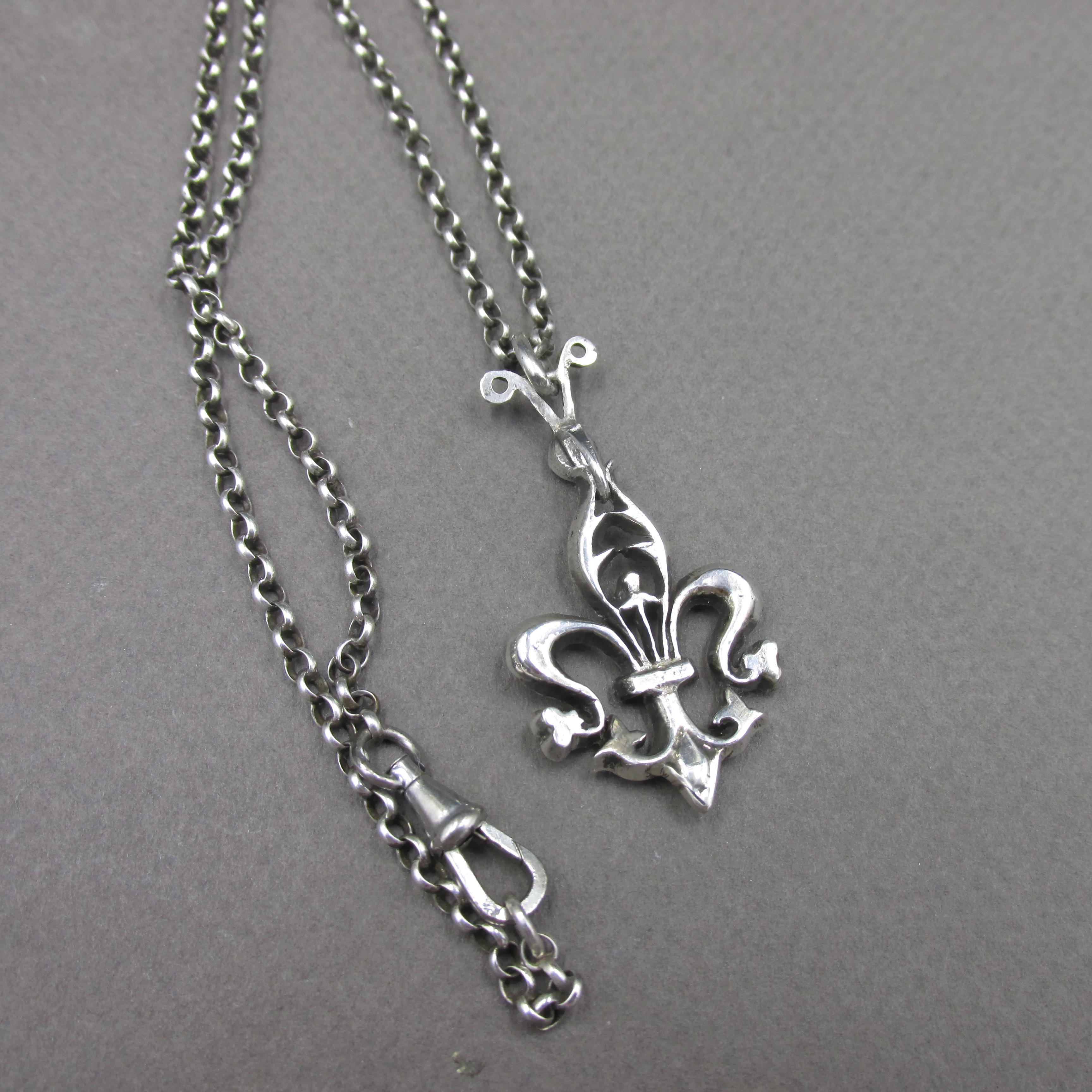 Ancien collier Français , Pendentif fleur de Lys argent et pierres du ...