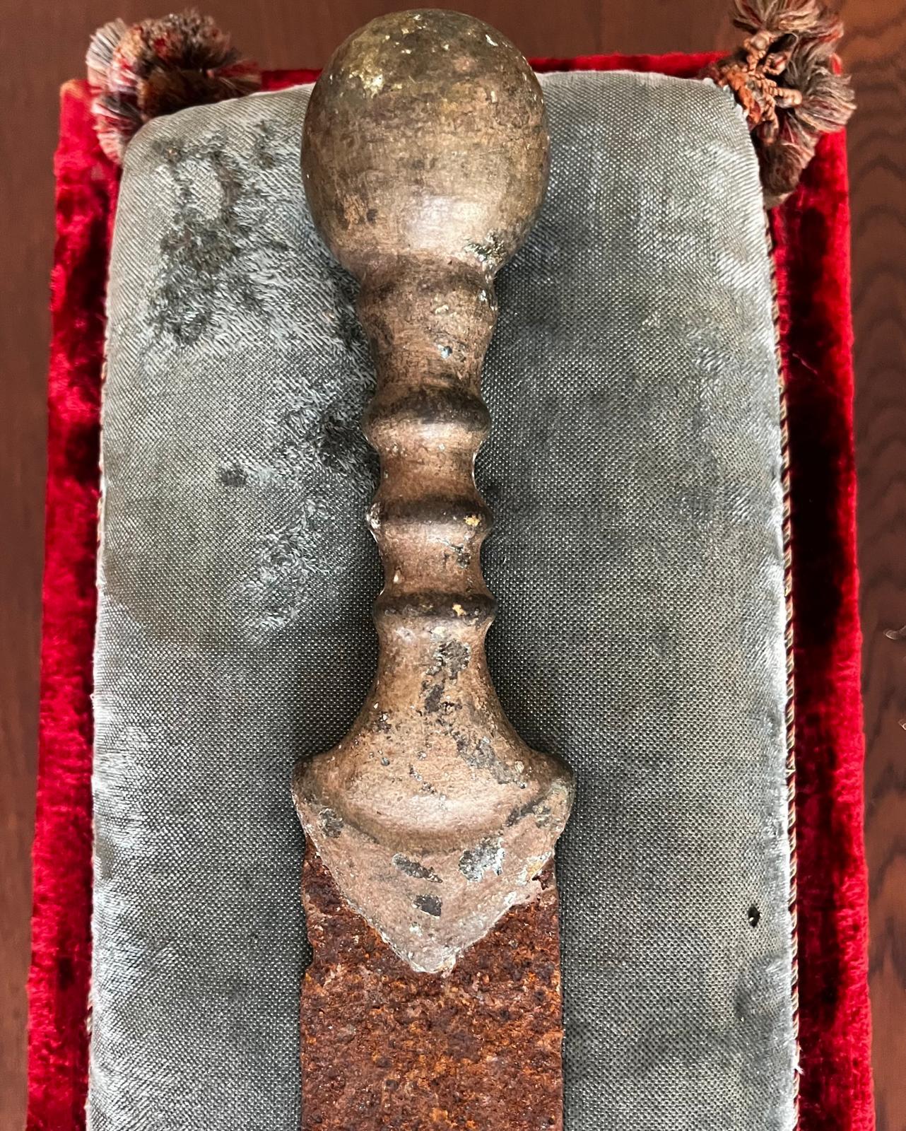 Antique Roman Gladiator Short Sword 1.AD with Bronze Teardrop Terminal ...