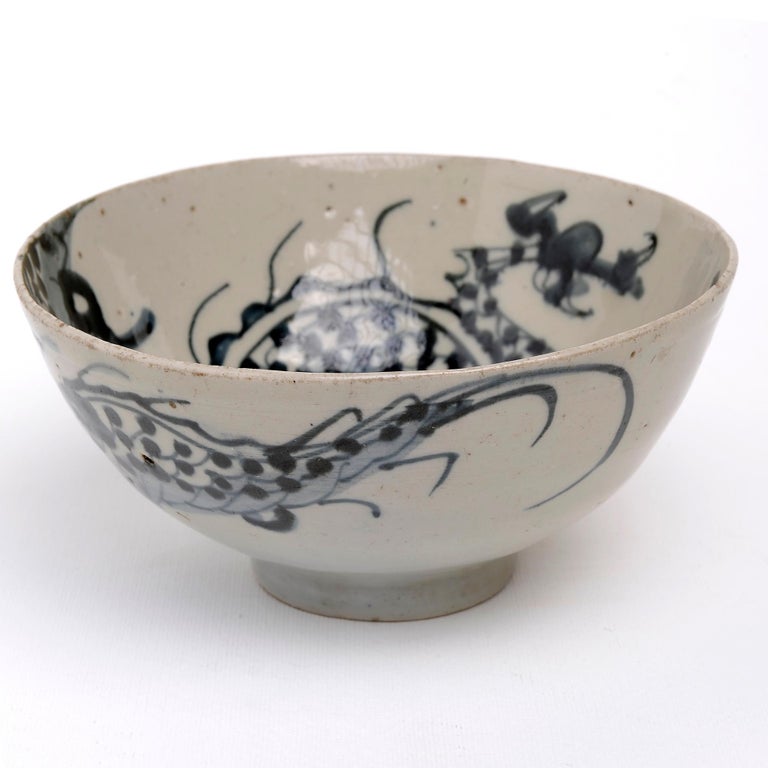 Ancient Chinese Bowl with Dragon For Sale at 1stDibs