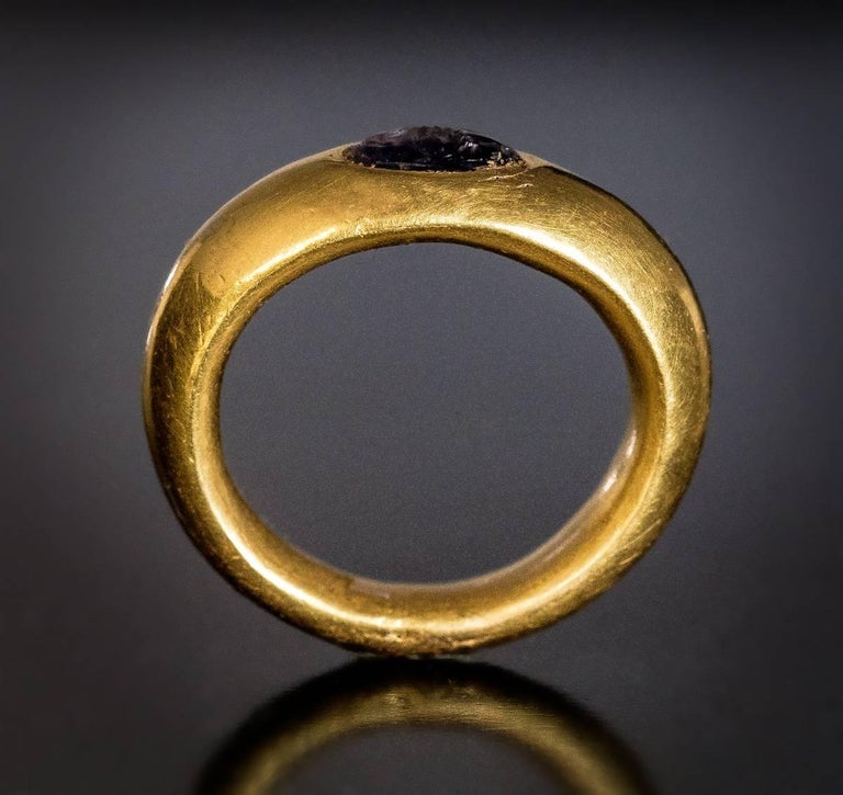 Ancient Roman Amethyst Intaglio Gold Ring For Sale at 1stDibs | ancient ...