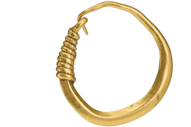 Ancient Roman Gold Earrings For Sale at 1stDibs