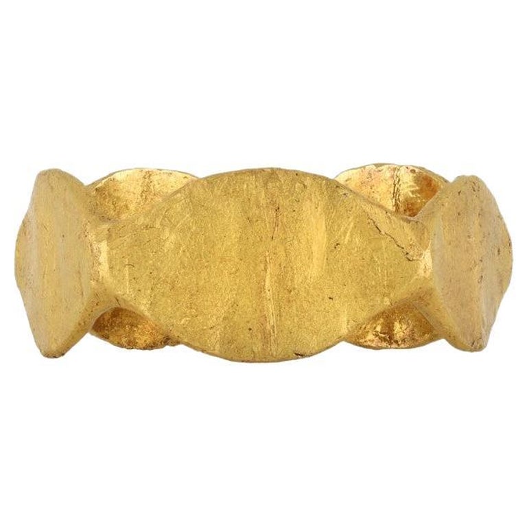Ancient Roman Pentagonal Gold Ring, circa 43-410 AD For Sale at 1stDibs