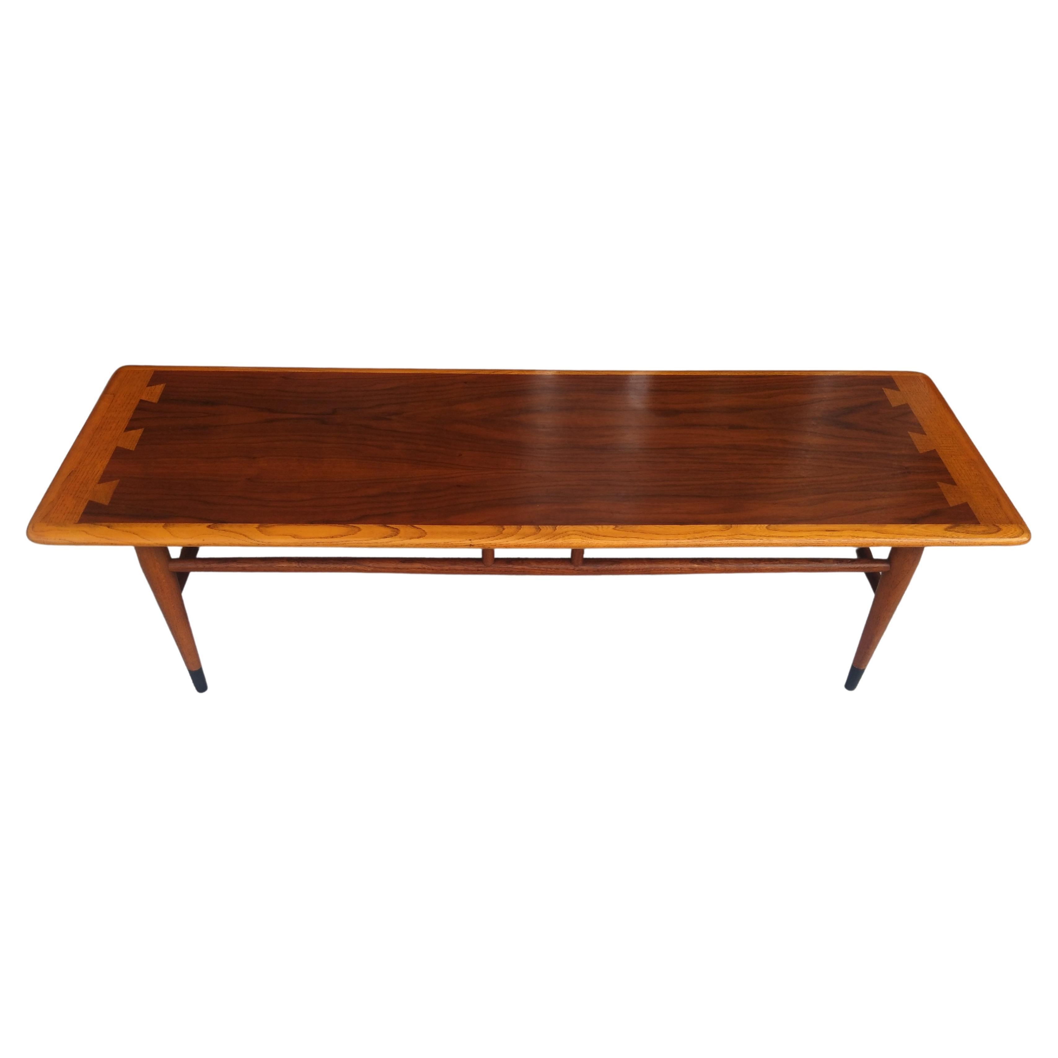 Lane Acclaim Coffee Table and Pair End Tables 3 Piece Set For Sale at ...