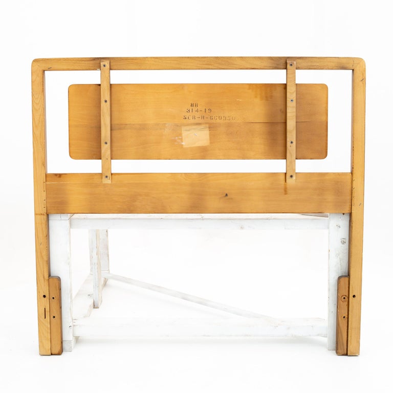 Andre Bus für Lane Acclaim Zwei-Kopfteil aus Nussbaum und Eiche, Mitte ...